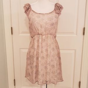 Everly | Dresses | Everly Floral Dress M | Poshmark